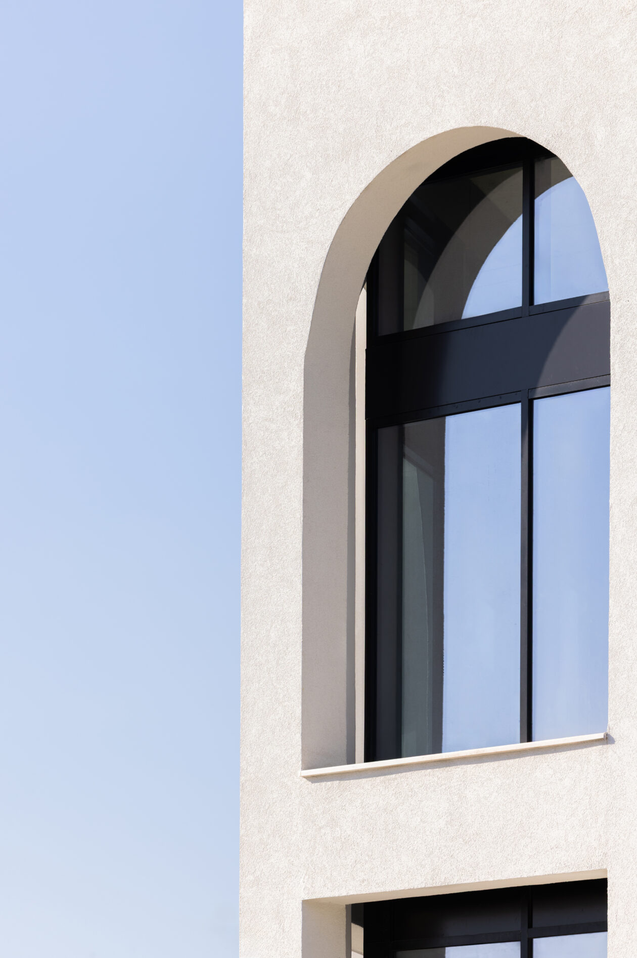 River Residence – Advanced Glazing Solutions By Vakefi 1995
